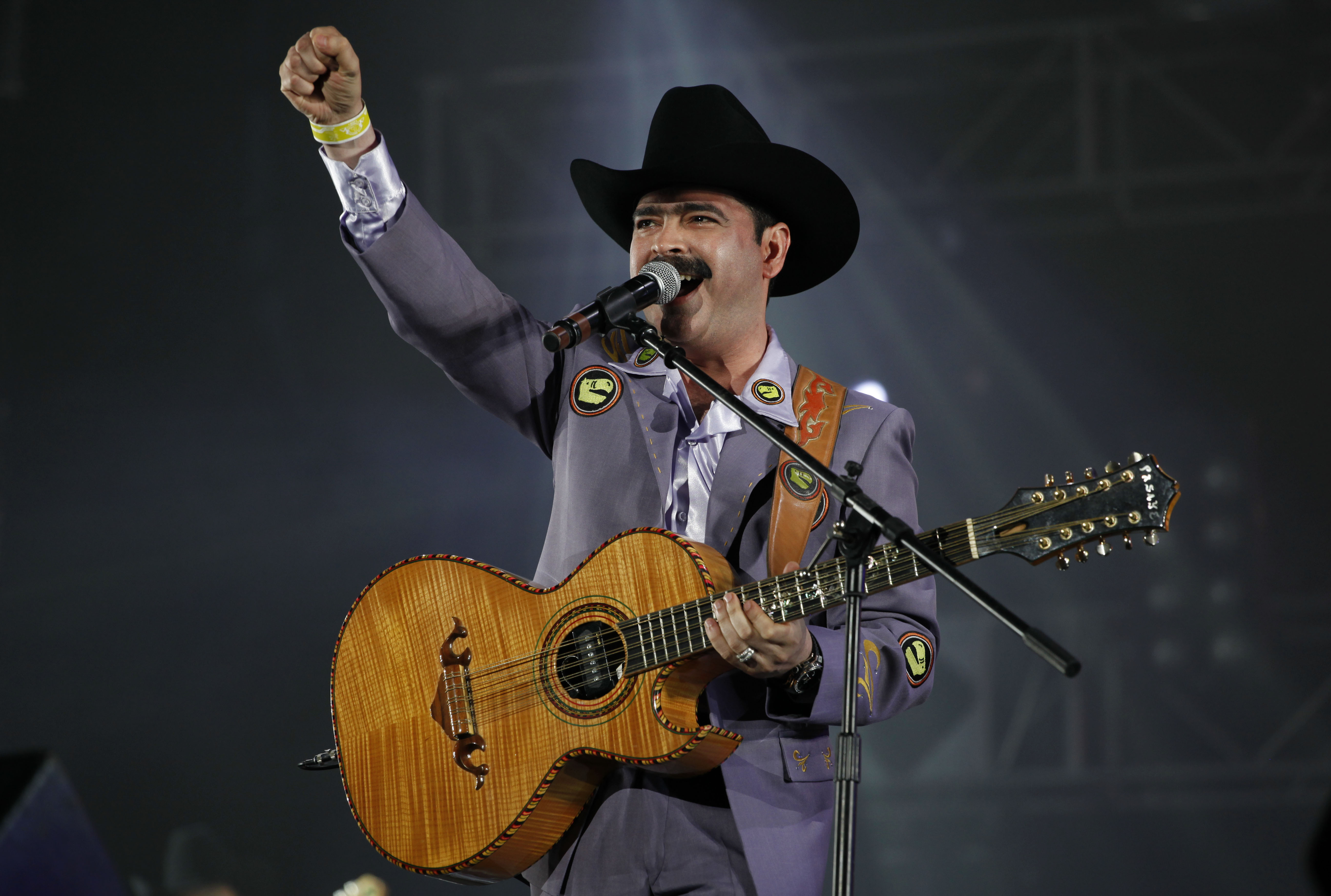 Mario Quintero es reconocido con máximo premio de BMI Latin