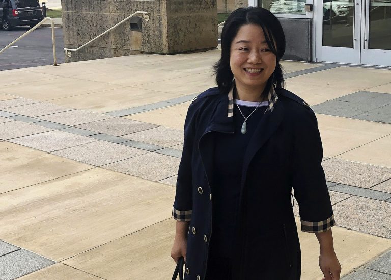 Juez: ICE no puede usar entrevista migratoria como “trampa”